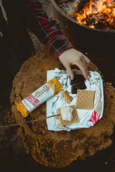 How To Hold An Easy Bonfire Party