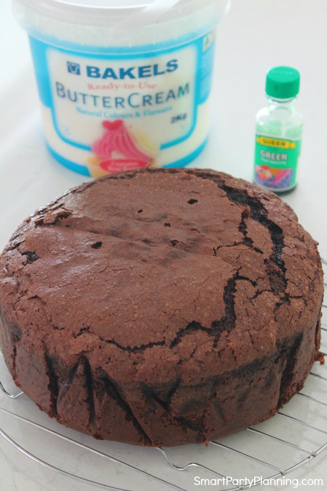 How To Make A Super Cute Easy Monster Cake